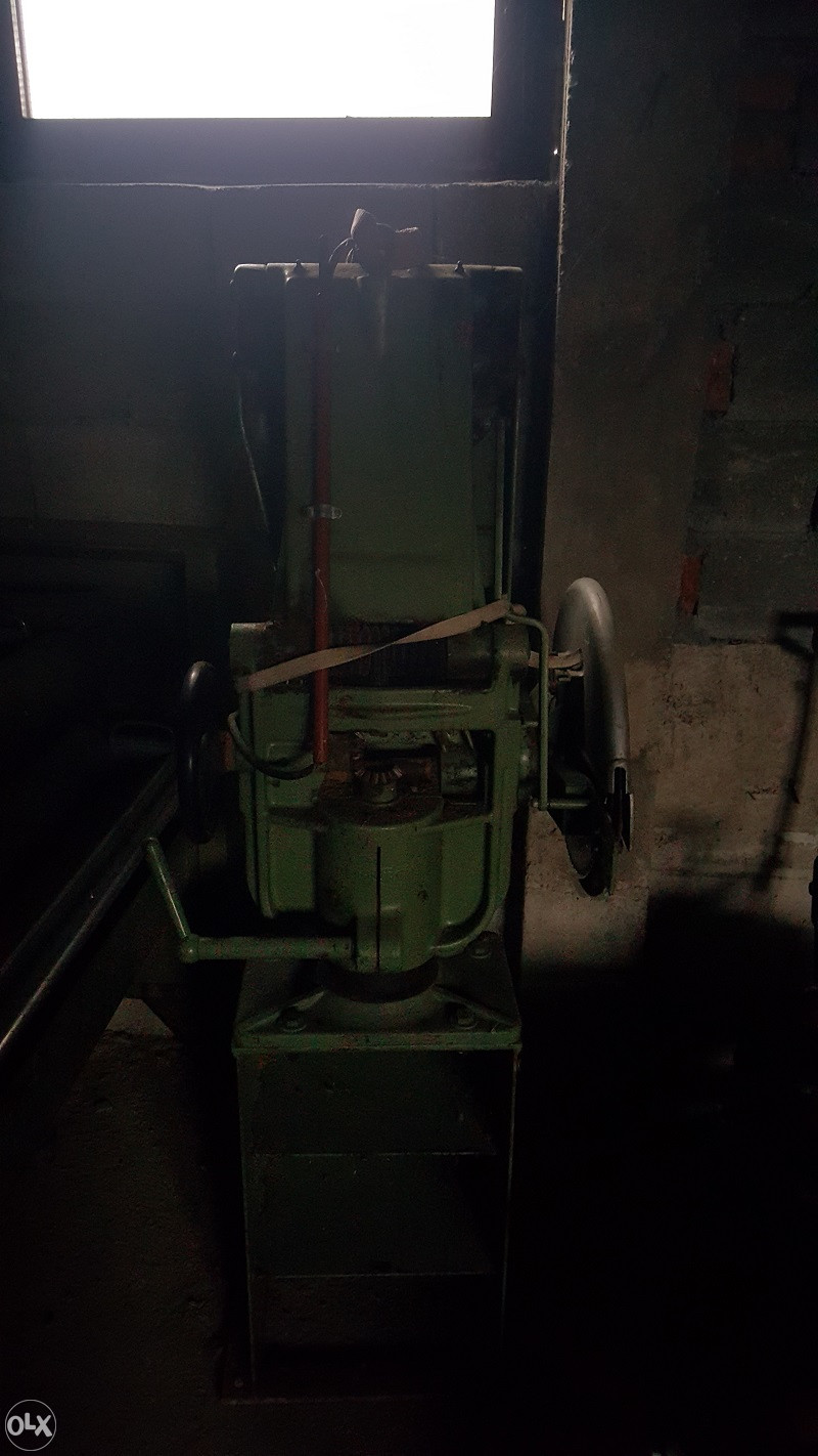 Potezni stucer - Štuceri (Potezni cirkulari) - OLX.ba