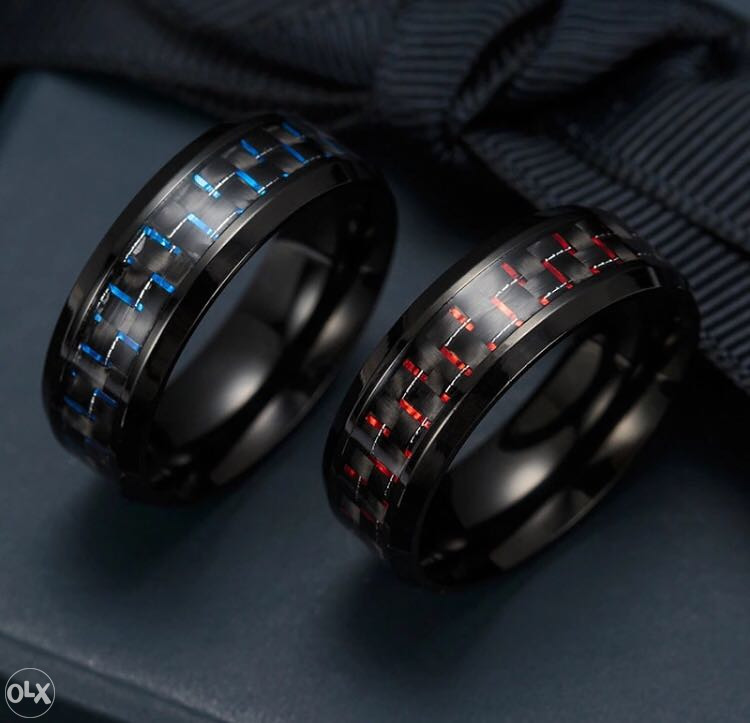 Prsten muski karbonska vlakna 1x - Prstenje - OLX.ba