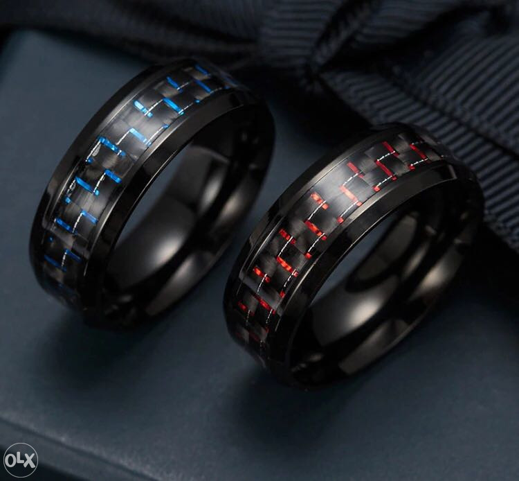 Prsten muski karbonska vlakna 1x - Prstenje - OLX.ba