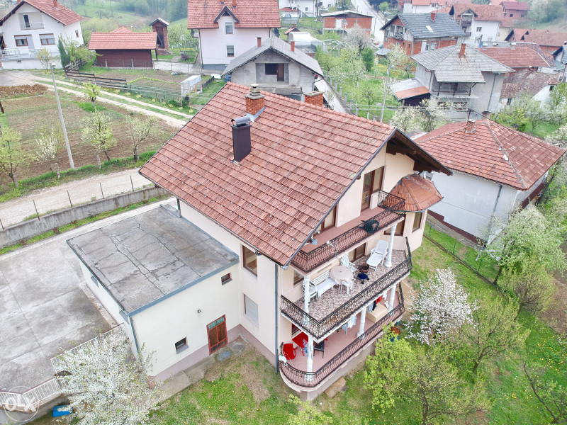 Kuća 250 M Gradačac Poseban Stan Pod Kiriju Kuće Olx Ba