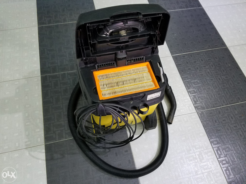 Usisivac KARCHER ipx4 - Industrijski usisivači - OLX.ba