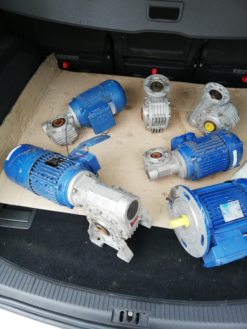 MOTOR REDUKTOR VARIJATOR - Elektromotori i agregati - OLX.ba