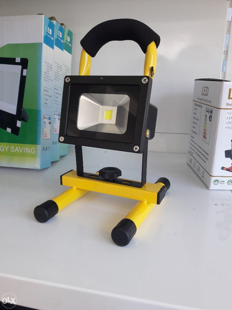 Led reflektor prenosivi - Reflektori - OLX.ba