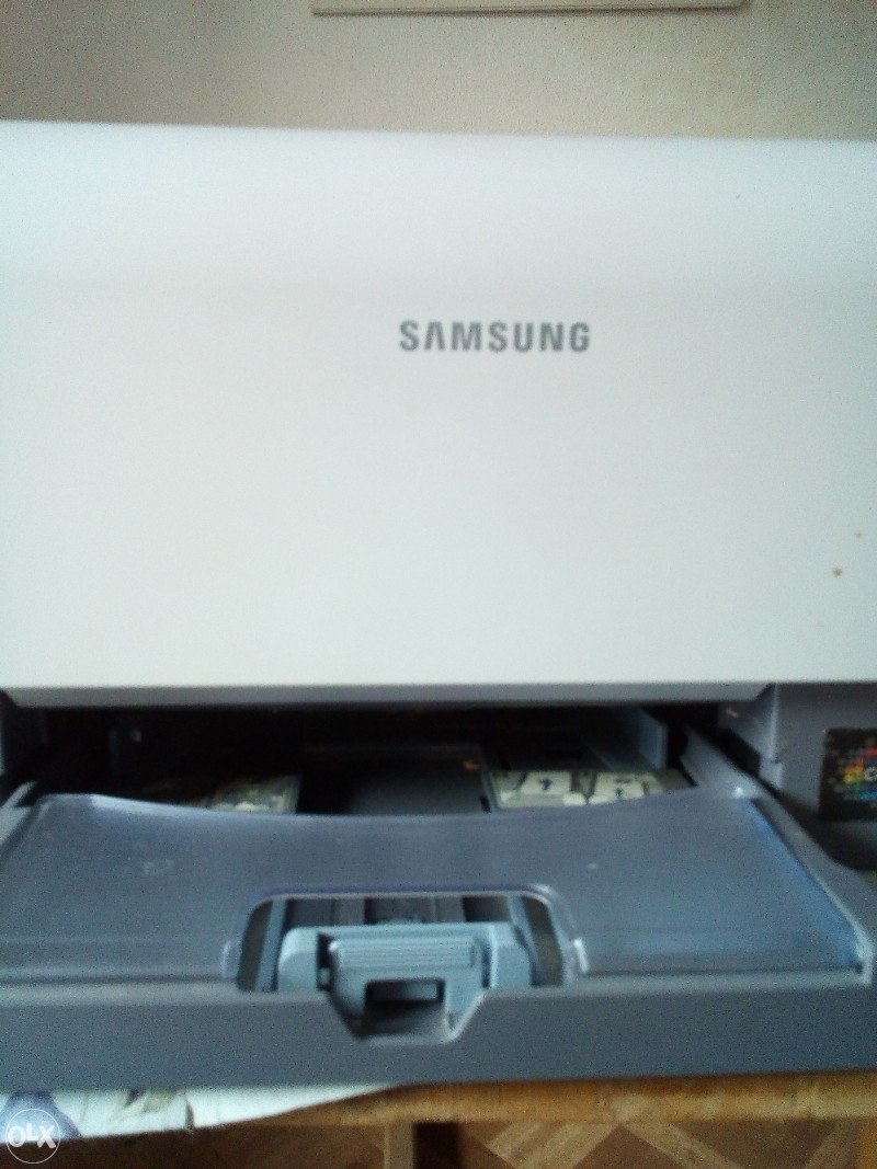 Samsung Color printer CLP 300 - Printer, skener i kopir aparati - OLX.ba