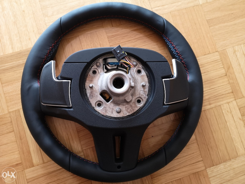 BMW F90 G30 G31 M5 SMG Volan sa grijanjem - Volani - OLX.ba