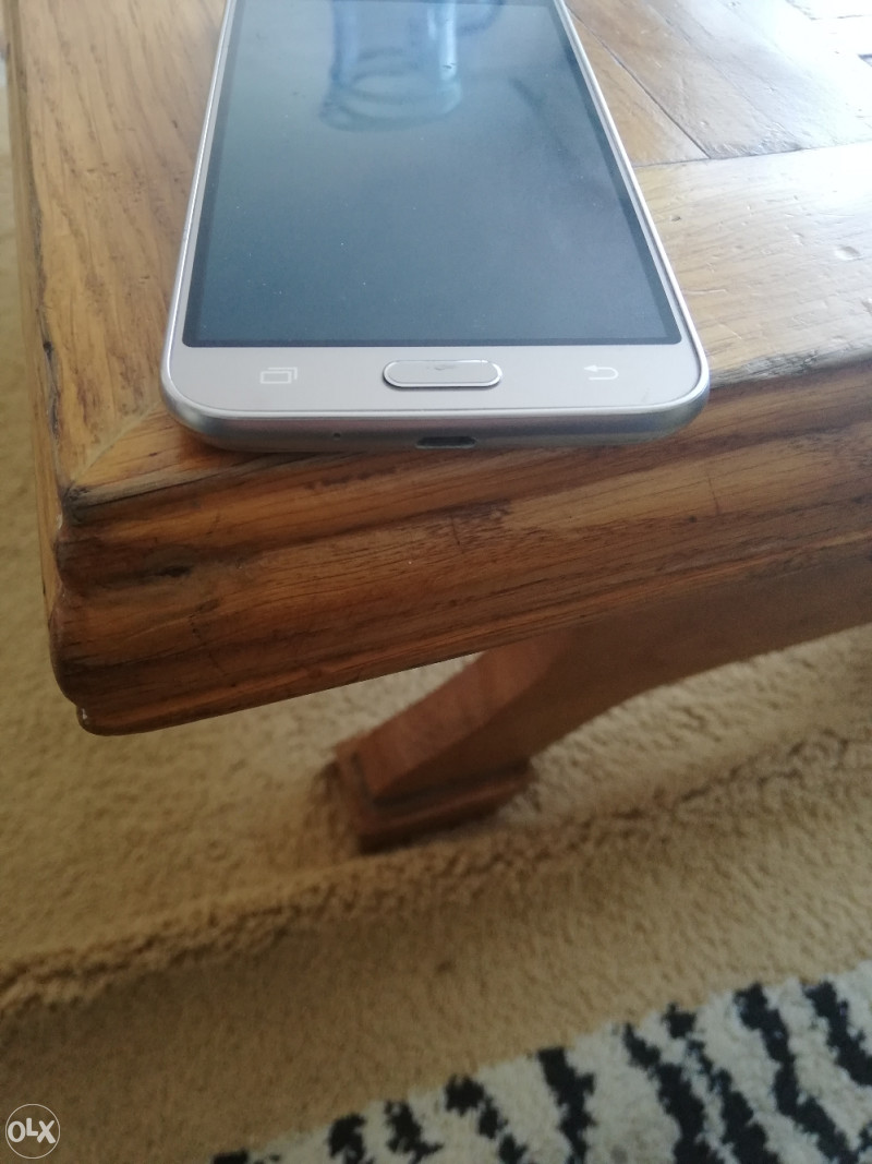 Samsung J3 2016 - Mobiteli - OLX.ba