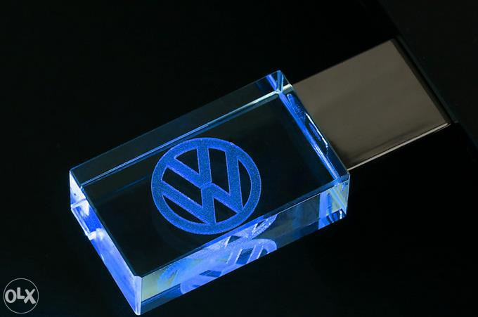 USB stick flash 32GB sa znakom VW Volkswagen - USB Memorija / stick ...
