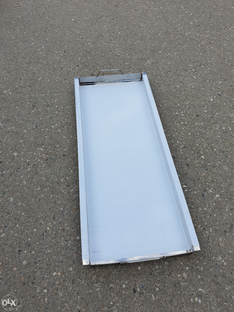 Pleh tepsija za pecenje (INOX) - Tepsije - OLX.ba