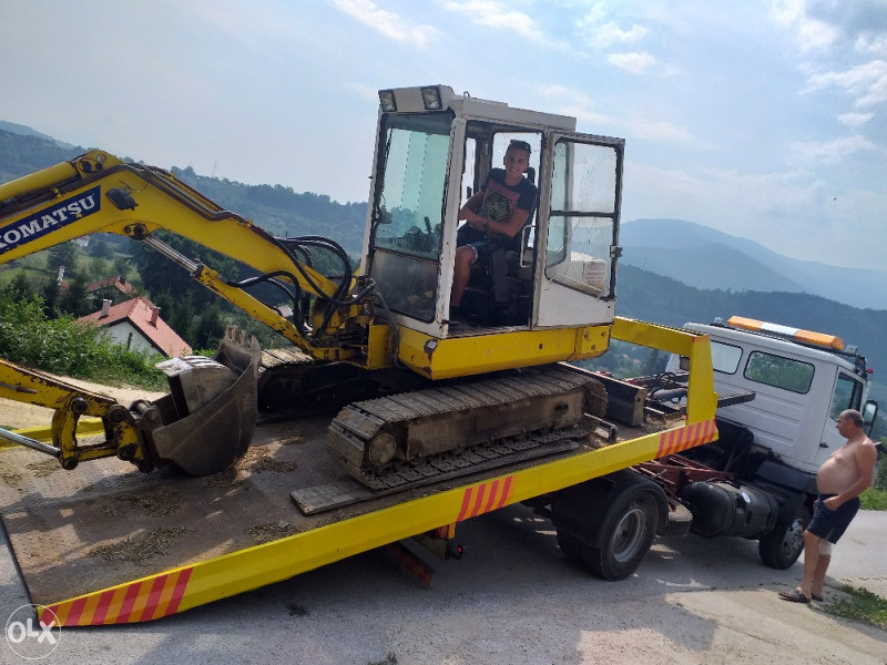 Bager Komatsu 5t gusjenicar mini bager - Bageri - OLX.ba