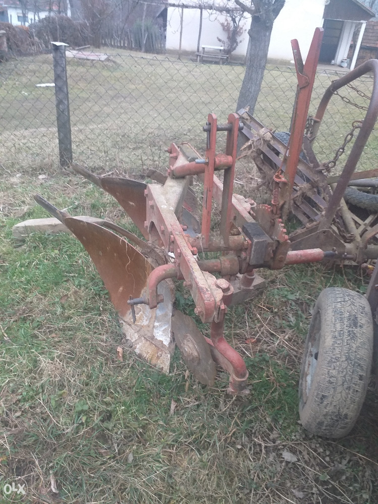 IMT plugovi - Plugovi - OLX.ba