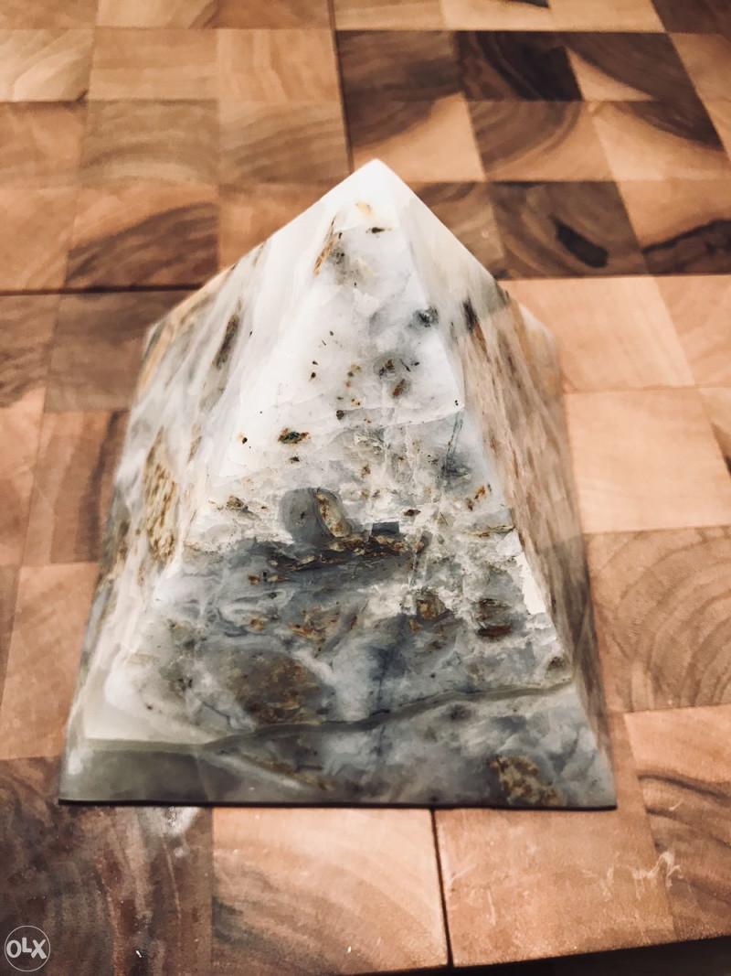 Kristalna Piramida Ahat Opal Onix BiH XXXL - Kristali, drago i ...