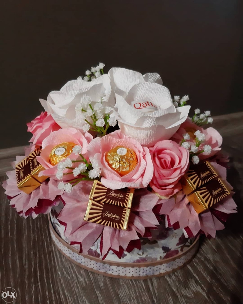 Slatki poklon - Bajadera Ferrero Raffaello Flower box - Sve ostalo ...