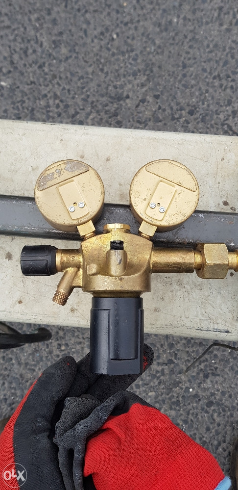 MESSER co2 ventil - Boce i manometri - OLX.ba