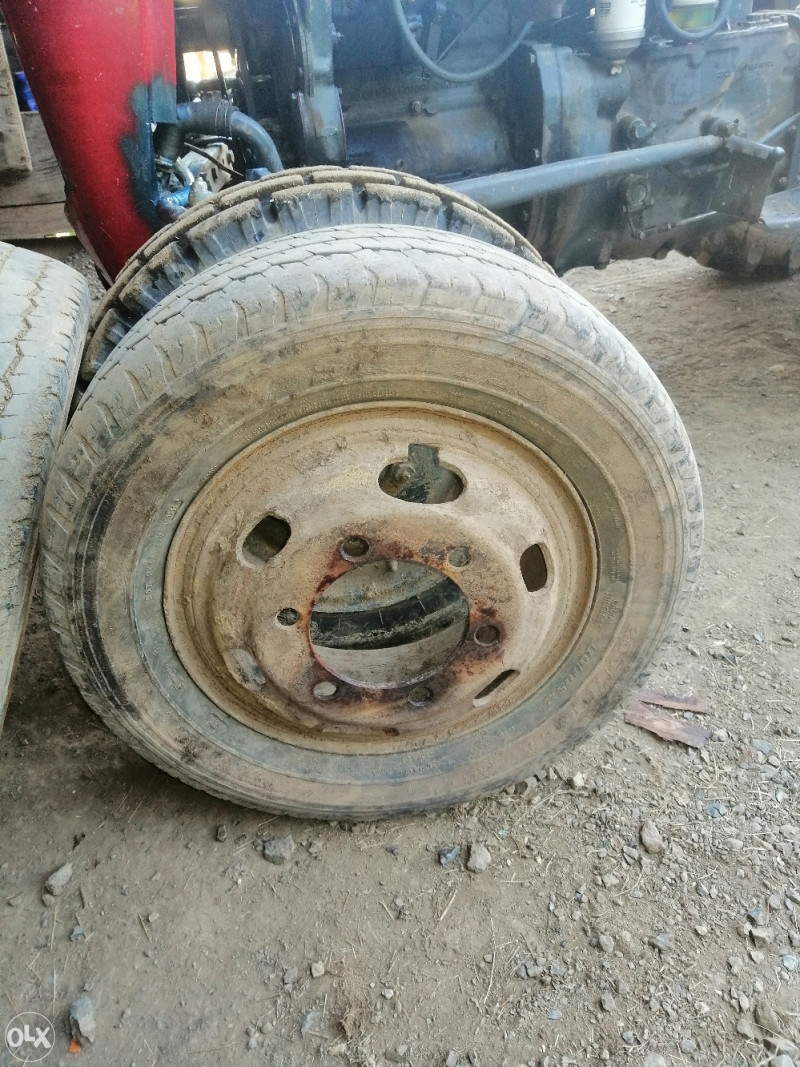 Felge i gume za prikolicu - Gume i felge za traktore - OLX.ba