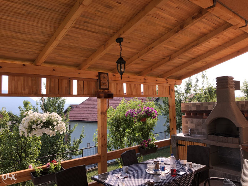 Sadrvan, sadrvani, nadstresnice, brvnare - Drveno-stolarski radovi - OLX.ba