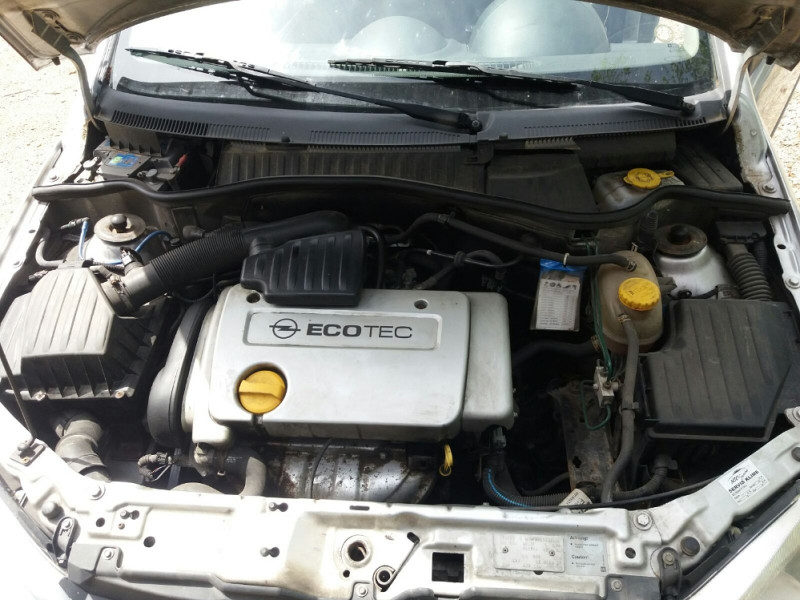 OPEL Corsa korsa C 1.4 benzin 2002 dijelovi djelovi - Automobili u ...
