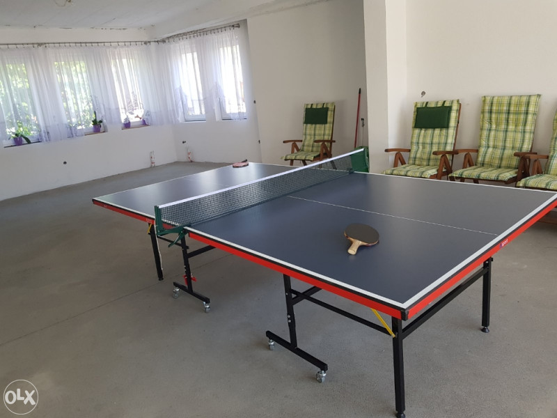 Sto (stol) za stoni tenis s točkićima (ping pong) - Stolovi - OLX.ba