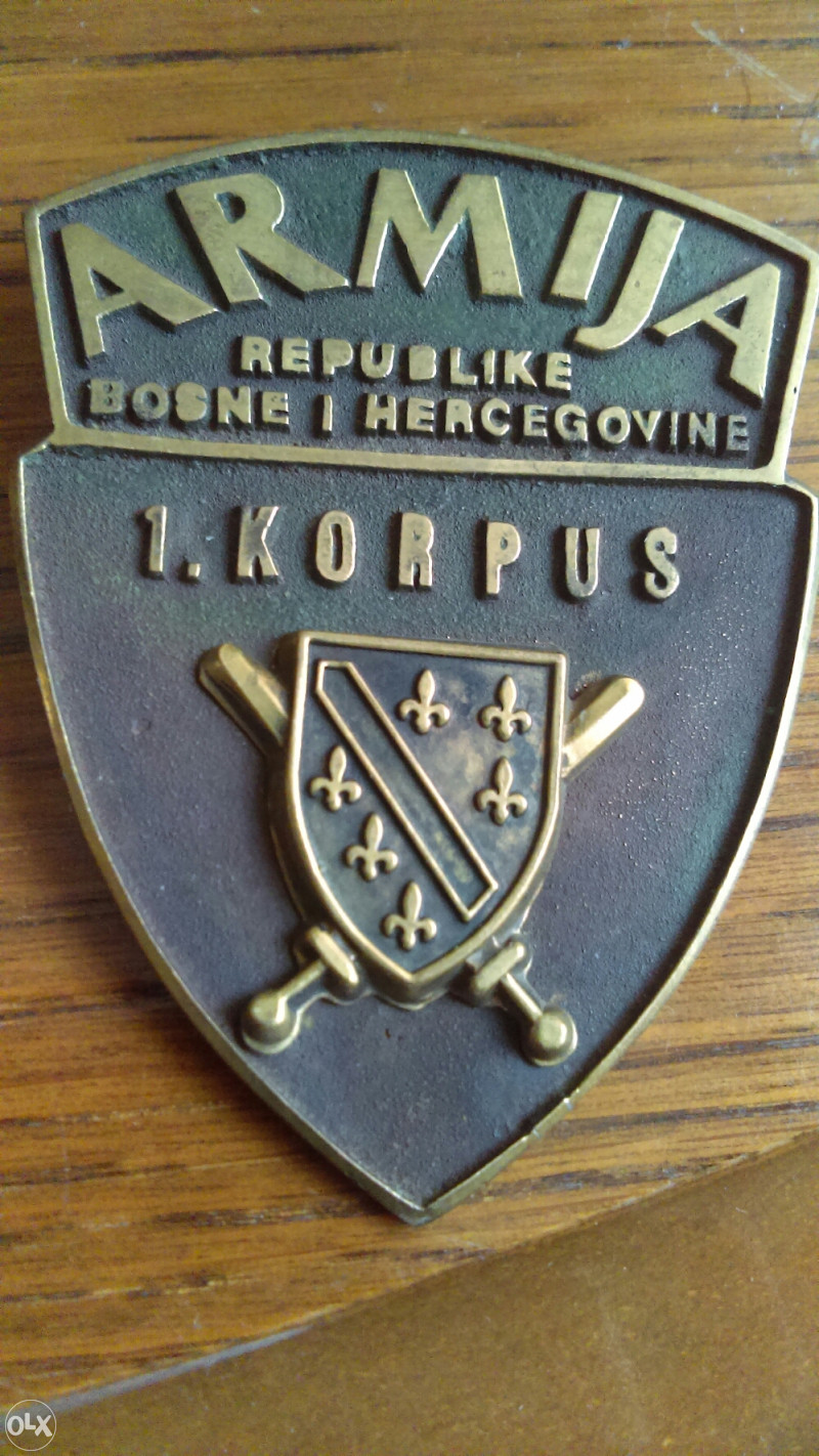 ARBiH 1 Korpus mesingana oznaka (original ) armija - Vojne i policijske ...